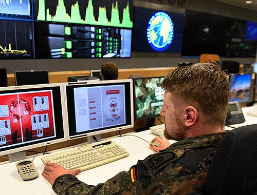 Control Rooms: Powerful Video Wall Control Room & KVM | VuWall