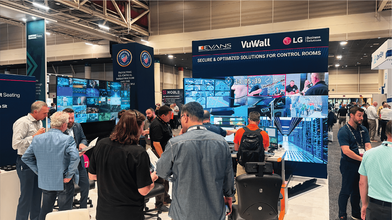 VuWall | Videowand-Steuerungssysteme und KVM-Stationen