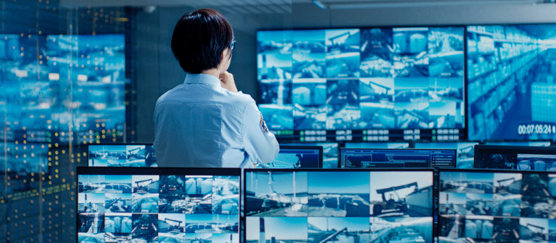 Control Rooms: Powerful Video Wall Control Room & KVM | VuWall