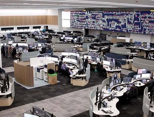 Control Rooms: Powerful Video Wall Control Room & KVM | VuWall