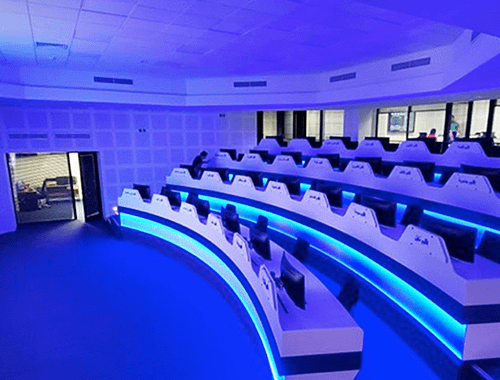 Control Rooms: Powerful Video Wall Control Room & KVM | VuWall